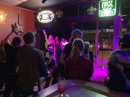 THE HIGH NOTE KARAOKE LOUNGE - 26 Photos & 27 Reviews - Karaoke - 645 N ...