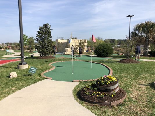 LONGVIEW GREENS MINIATURE GOLFING - 53 Photos & 10 Reviews - Mini Golf ...