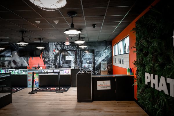 EMBR DISPENSARY - Updated May 2026 - 22 Photos & 29 Reviews - 461 ...