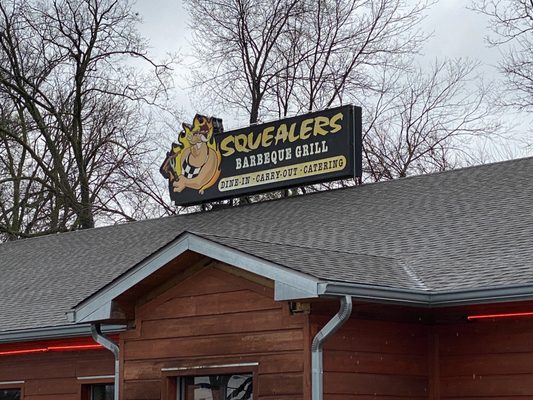 SQUEALERS AWARD WINNING BARBEQUE - Updated March 2026 - 170 Photos ...