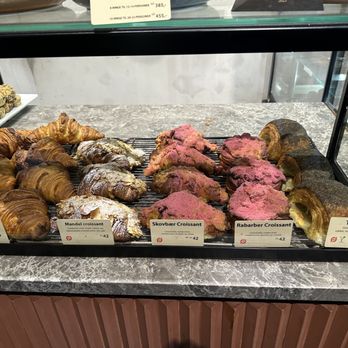 ANDERSEN BAKERY - Updated July 2025 - 66 Photos & 29 Reviews ...