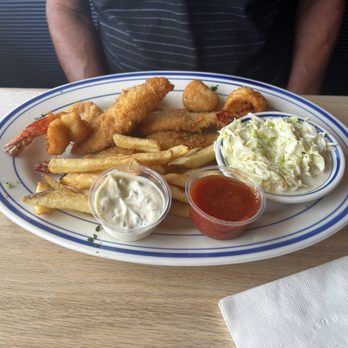 THE SHRIMP BOX & OUTSIDE THE BOX PATIO BAR - Updated December 2025 ...