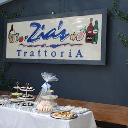 ZIA’S SOCIAL - Updated January 2026 - 162 Photos & 162 Reviews - 6158 N ...