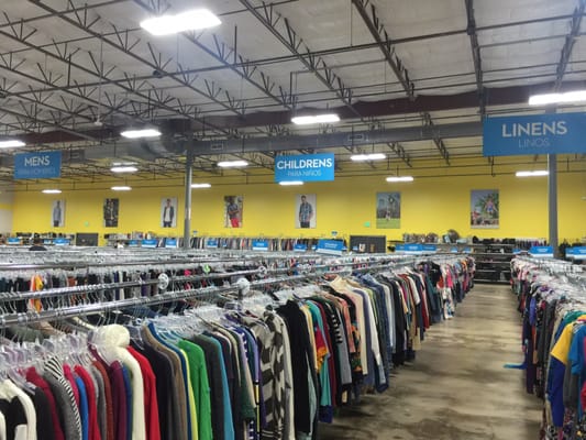 GOODWILL CENTRAL TEXAS - LAKE CREEK - Updated October 2025 - 21 Photos ...