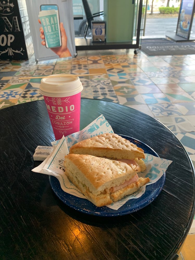 CIELITO QUERIDO CAFÉ - Leibnitz 117, Ciudad de México, CDMX, Mexico ...