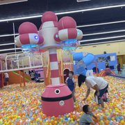 KEIKI KINGDOM - 157 Photos & 58 Reviews - 1460 S Beretania St, Urban ...