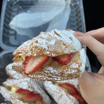 CREAM PAN - 7422 Photos & 6357 Reviews - 602 El Camino Real, Tustin ...