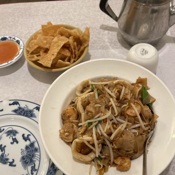 MEEMAH - Updated July 2025 - 235 Photos & 123 Reviews - 9 Lincoln Hwy ...