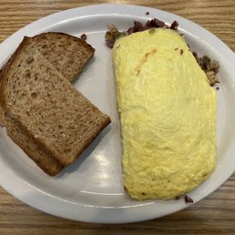 BENJI’S DELI & RESTAURANT - Updated August 2025 - 217 Photos & 248 ...