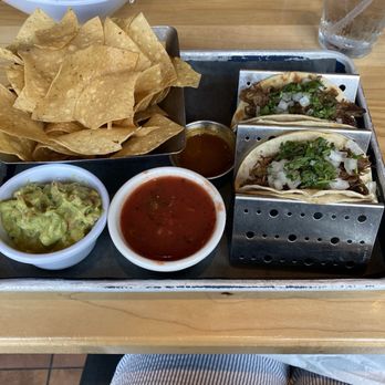 FOUR DAY RAY BREWING - Updated October 2025 - 1145 Photos & 901 Reviews ...