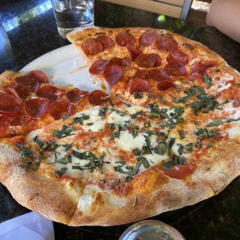 KIN WINDSOR - Updated October 2025 - 900 Photos & 901 Reviews - 740 ...