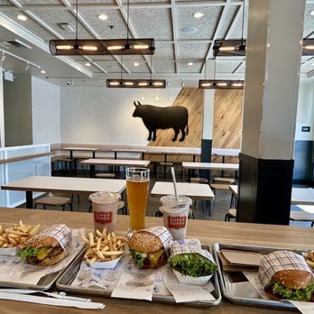 SUPER DUPER BURGERS - Updated December 2024 - 163 Photos & 123 Reviews ...
