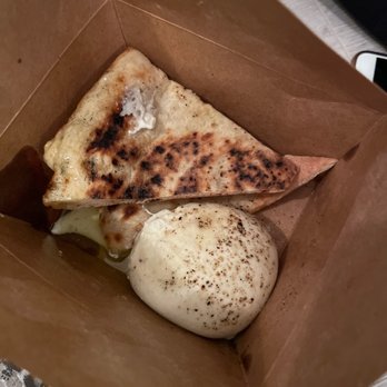 FUGAZZI PIZZA - Updated December 2025 - 123 photos & 47 avis - 1886 Rue ...