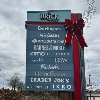 AMC BRICK PLAZA 10 - Updated January 2026 - 50 Photos & 50 Reviews - 3 ...
