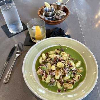 FARNSWORTH COCKTAIL BAR - Updated June 2025 - 51 Photos & 33 Reviews ...