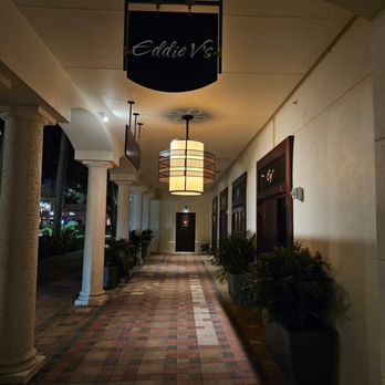 EDDIE V’S PRIME SEAFOOD - Updated September 2024 - 193 Photos & 90 ...