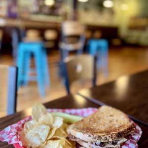 POST 25 KITCHEN & LOUNGE - Updated July 2024 - 134 Photos & 219 Reviews ...