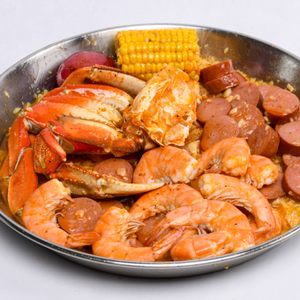 VOLCANO CRAB & BAR - Updated June 2025 - 94 Photos & 72 Reviews - 2342 ...