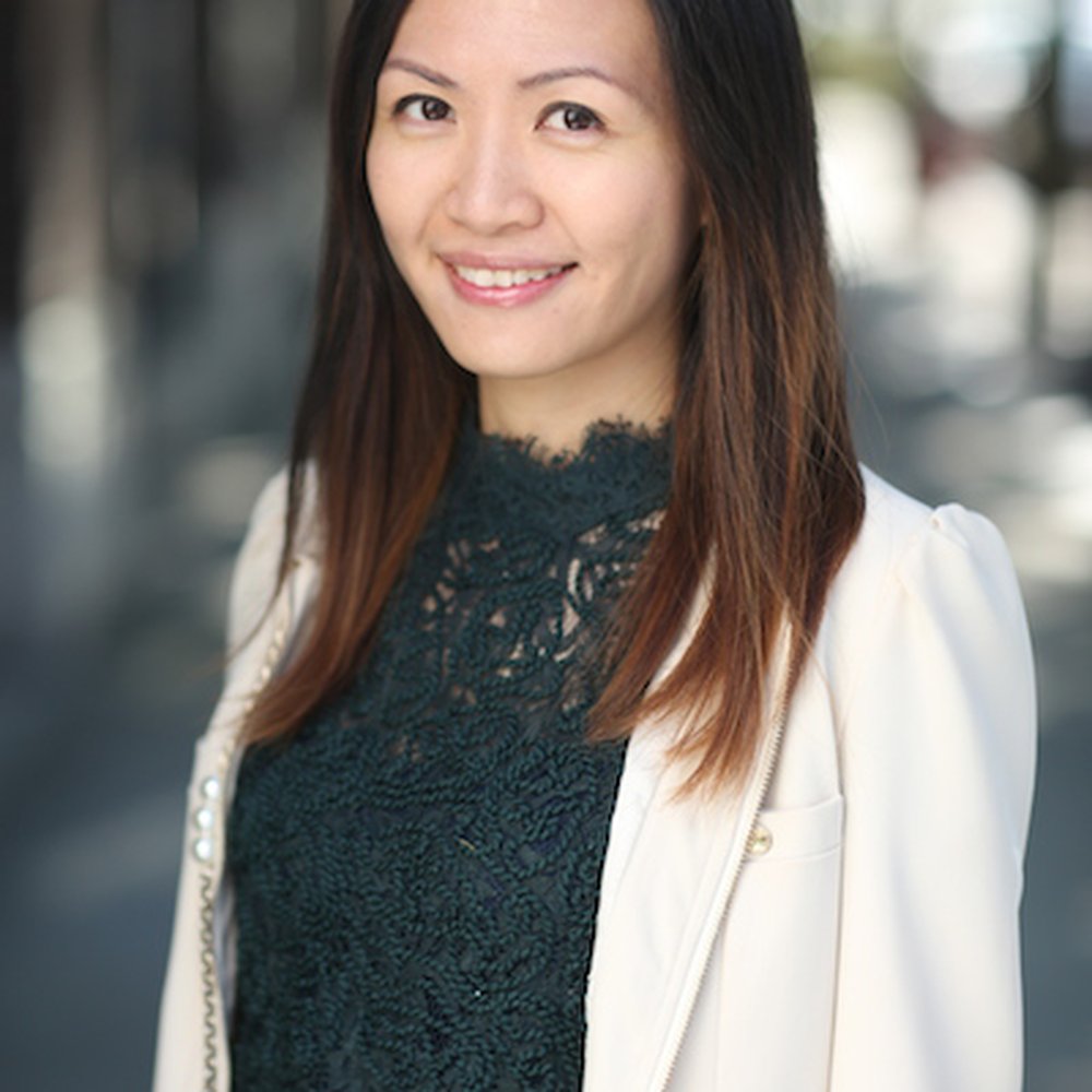 Julie Charest's Instagram, Twitter & Facebook on IDCrawl