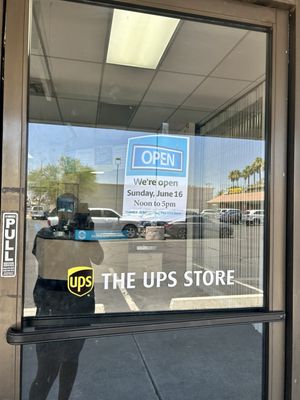 THE UPS STORE - Updated December 2025 - 38 Photos & 125 Reviews - 24 W ...