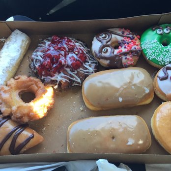 GROSS DONUTS - Updated August 2024 - 43 Photos & 46 Reviews - 1603 E ...