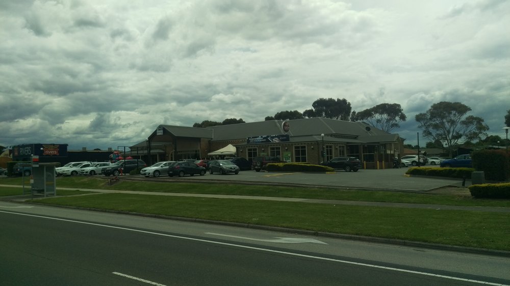 CASTELLO’S CARDINIA HOTEL - Updated August 2025 - 12 Photos - 108 ...