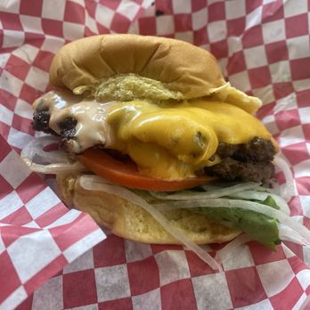 CLEDIS BURGERS & BEER - Updated September 2025 - 132 Photos & 116 ...