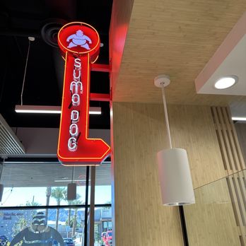 SUMO DOG - Updated March 2025 - 112 Photos & 103 Reviews - 49-830 ...