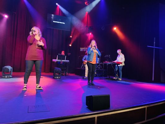 EASTPOINT CHRISTIAN CHURCH - Updated December 2025 - 45 Photos & 13 ...