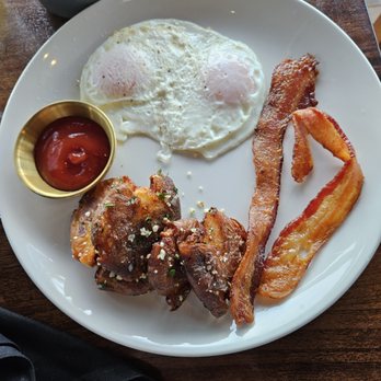 ULU KITCHEN - Updated June 2024 - 69 Photos & 34 Reviews - 2365 ...