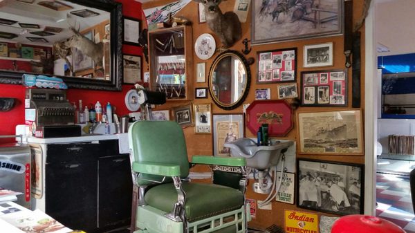 MONTGOMERY’S BARBER SHOP - 58 Photos & 170 Reviews - Barbers - 1047 ...
