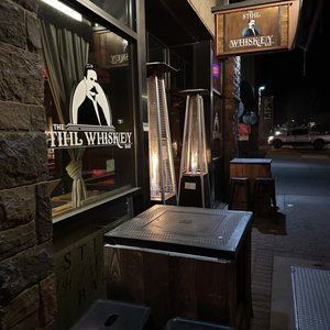 THE COMMONWEALTH PUB - Updated May 2025 - 30 SW Century Dr, Bend ...