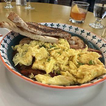 STATION 4 - Updated July 2025 - 1046 Photos & 1305 Reviews - 1101 4th ...