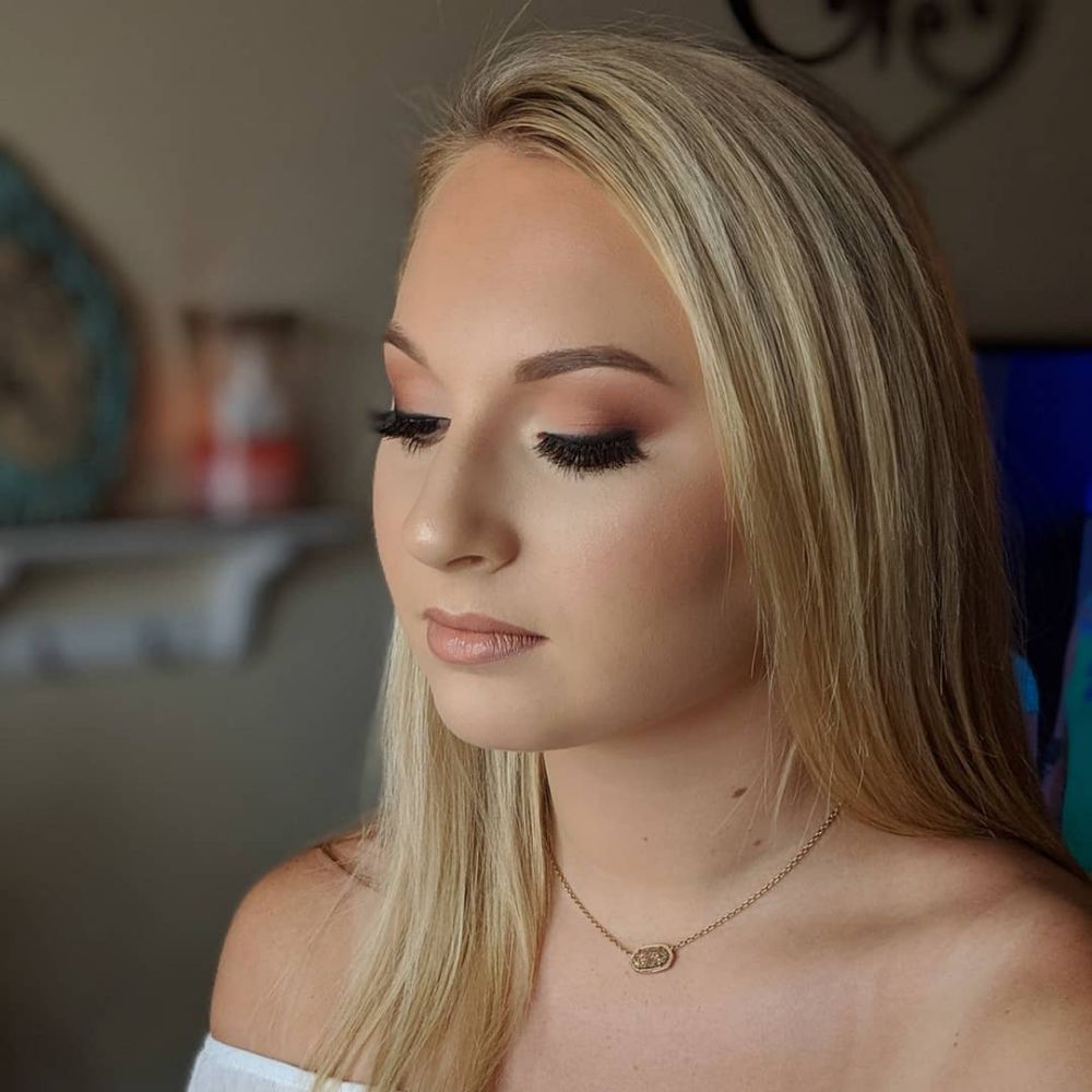 LOOKS BY LIZ - Updated August 2025 - 77 Photos - Murfreesboro ...