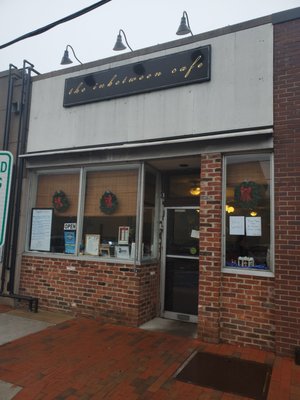 THE INBETWEEN CAFE - 64 Photos & 156 Reviews - 56 English Plz, Red Bank ...