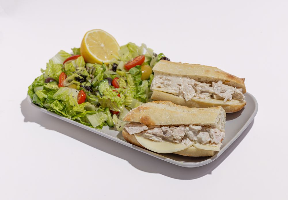 KATIZA CAFE - Updated December 2025 - 24 Photos - 216 Rue Notre Dame O ...