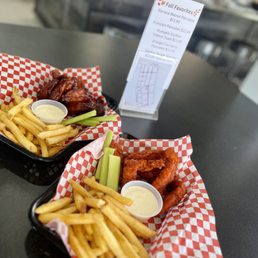 WING IT CAFE - Updated July 2025 - 71 Photos & 42 Reviews - 171 Aviator ...
