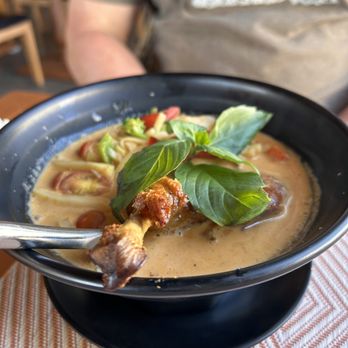 LOCAL ASIAN BISTRO - 148 Photos & 118 Reviews - 10706 NW Lakeshore Ave ...