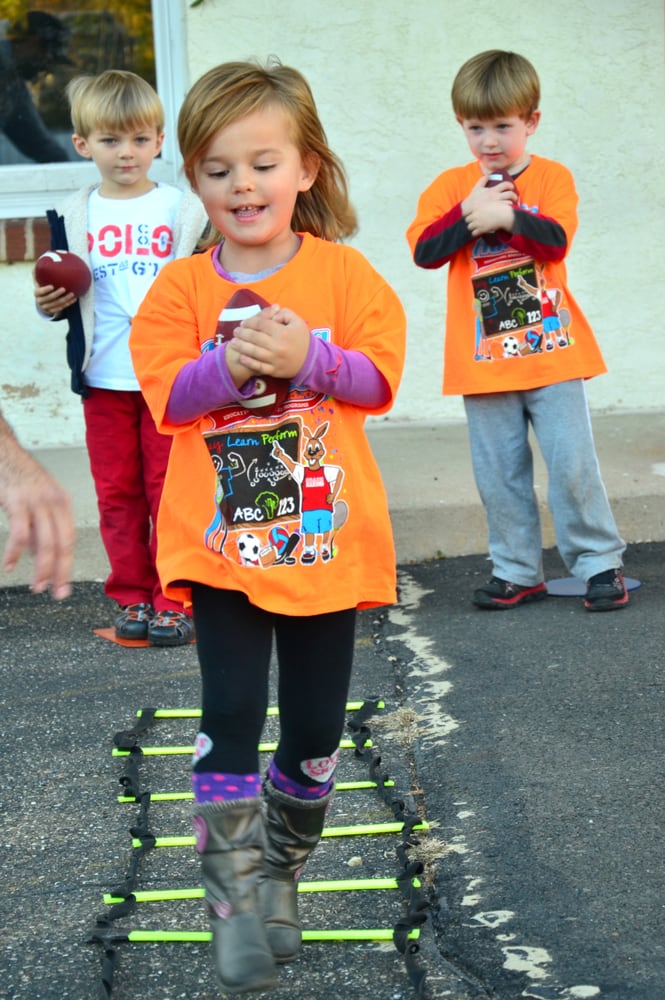 BABY GENIUS DAYCARE - Updated December 2025 - 13 Photos - 517 E Lincoln ...