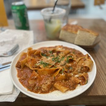 FORMA PASTA FACTORY - Updated June 2024 - 1364 Photos & 754 Reviews ...