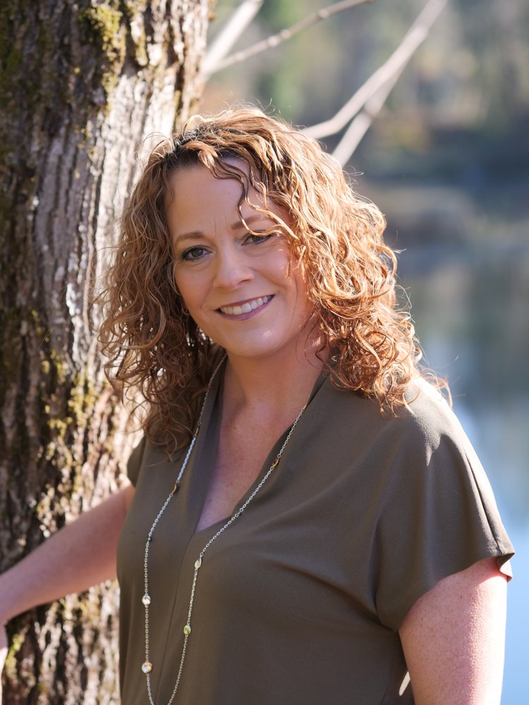 TAMI HAYES - JOHN L. SCOTT - Updated December 2025 - 201 NE Park Plaza ...