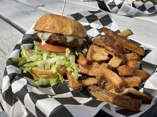 UNWINED ON THE WATER - Updated October 2025 - 31 Photos & 46 Reviews ...