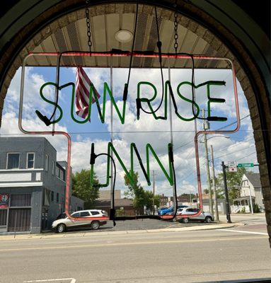 SUNRISE INN - Updated October 2025 - 191 Photos & 216 Reviews - 510 E ...