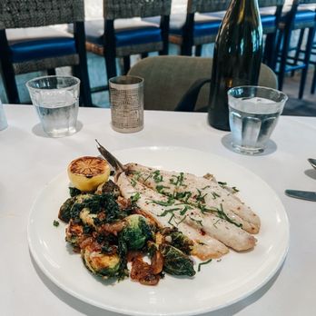 GRAFFITI RAW - Updated July 2025 - 683 Photos & 251 Reviews - 1001 ...