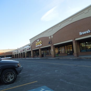 SIMSBURY COMMONS - Updated January 2026 - 17 Photos - 498-540 Bushy ...