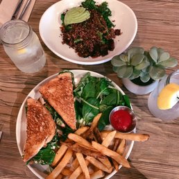 THE RUSTIK FORK EATERY - 876 Photos & 686 Reviews - 1355 E Alessandro ...