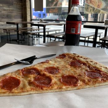 BACCI PIZZERIA - Updated December 2025 - 64 Photos & 62 Reviews - 162 ...