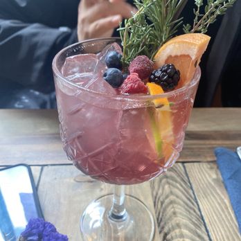 BEN PARIS - Updated June 2024 - 1299 Photos & 548 Reviews - 130 Pike St ...