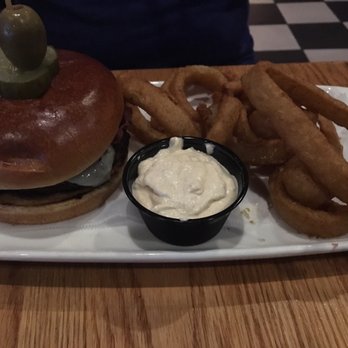 SALTY SHAMROCK - Updated December 2025 - 118 Photos & 198 Reviews ...