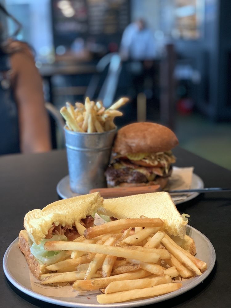 STACK 571 BURGER AND WHISKEY BAR - 358 Photos & 256 Reviews - American ...